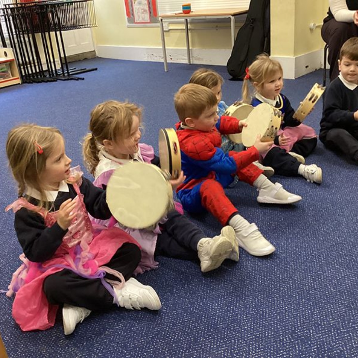 Russell House - Musical statues and patterns